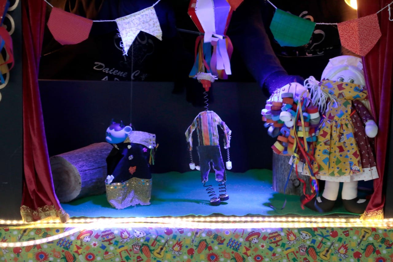 Últimos dias do projeto Todo Dia Tem Arte com muito teatro de bonecos e ...