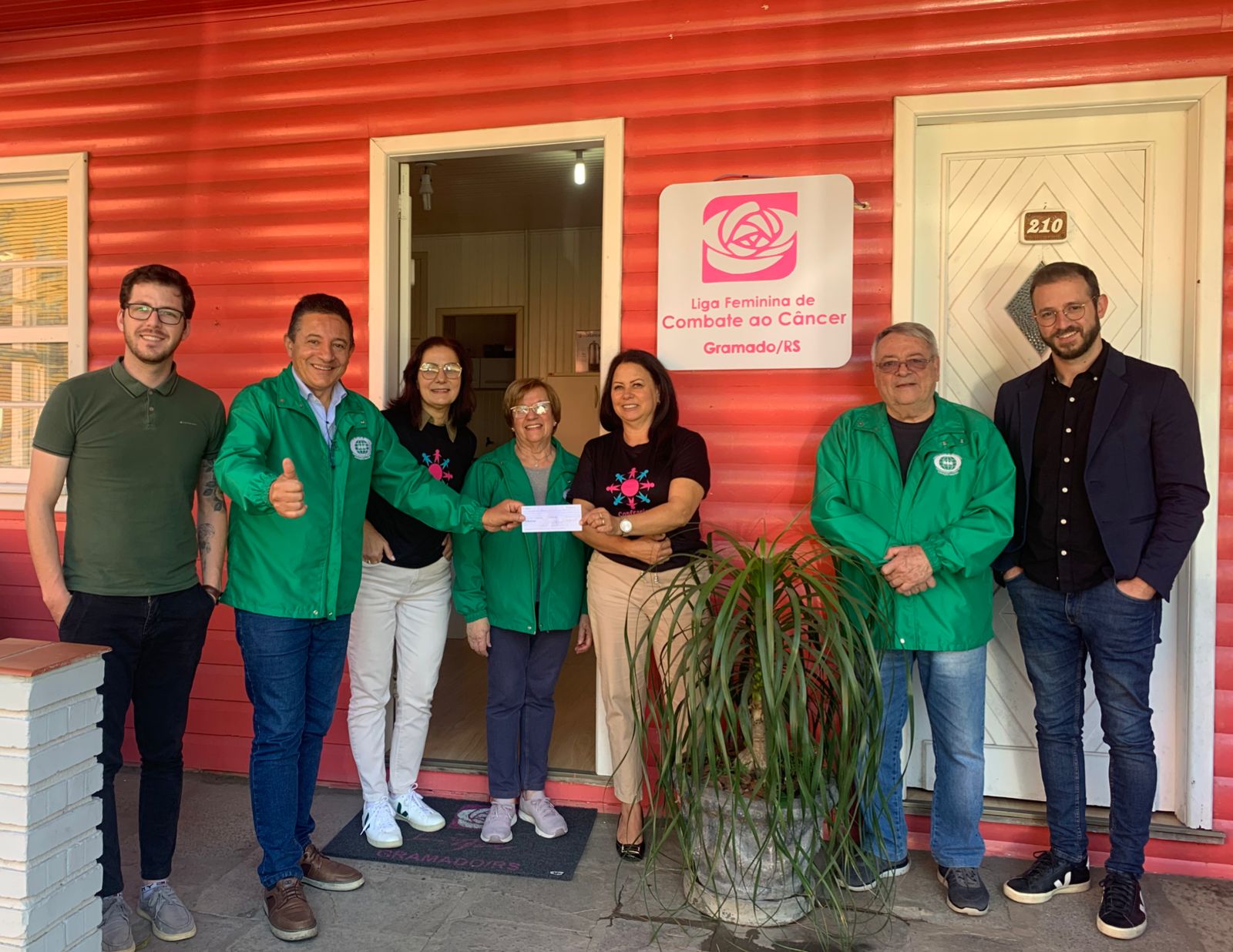 Orbis destina valor arrecadado na Festa Junina para Liga de Combate ao ...